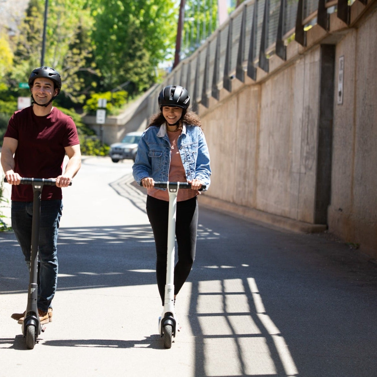 How to Ride an Electric Scooter – Radio Flyer