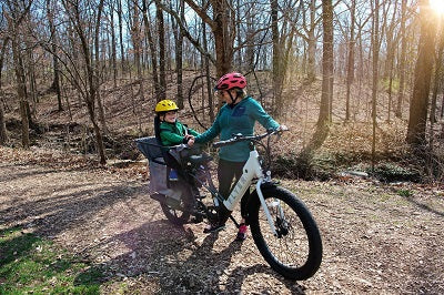 Electric Bike Commuting & Safety Tips – Radio Flyer