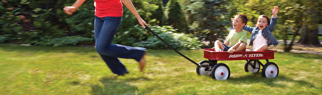 Vintage Red Wagon: Wooden & Metal | Radio Flyer