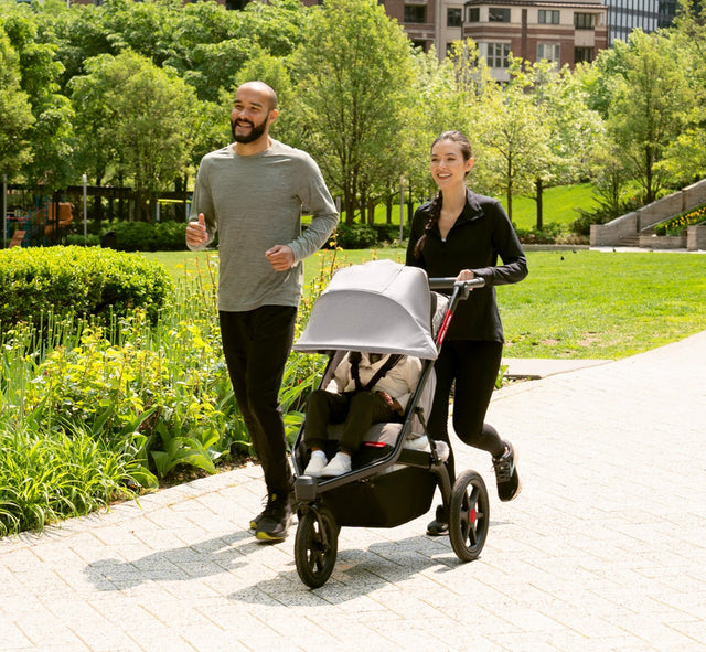 Momentum Jogging Stroller – Radio Flyer